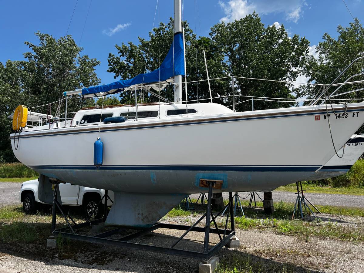 Catalina 27 Project Boat | Looknet